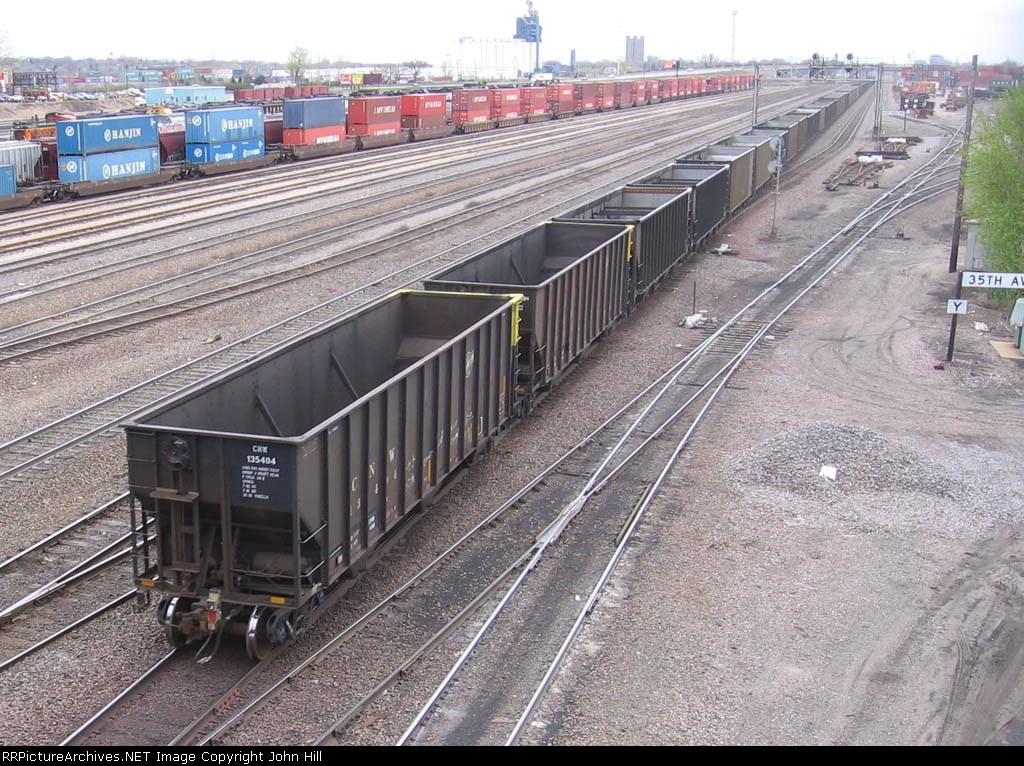 07042633 Southbound UP coal empties from Superior roll through BNSF Northtown Yard at CTC 35th