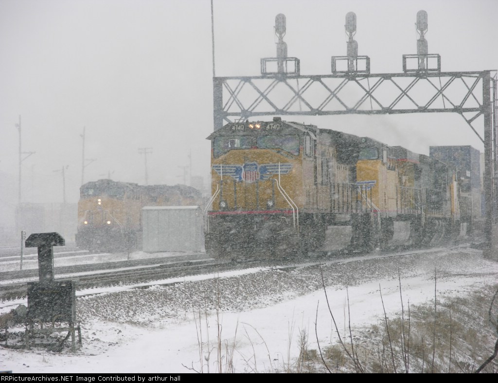UP 4740