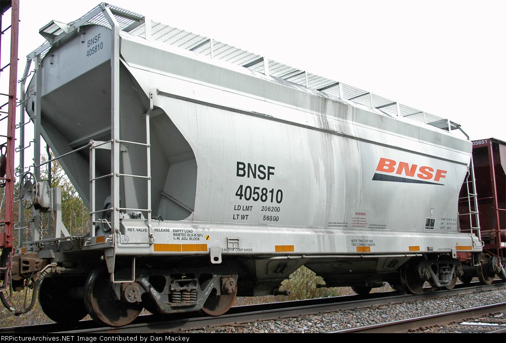 BNSF 405810 B end