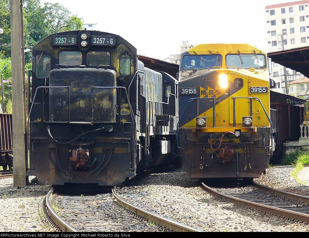 GE U23C#3257-6 / GE C38-EMI#3915-5