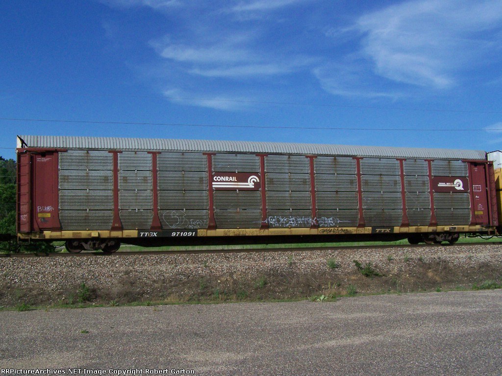 TTX Company Autorack Flat with Conrail Topper