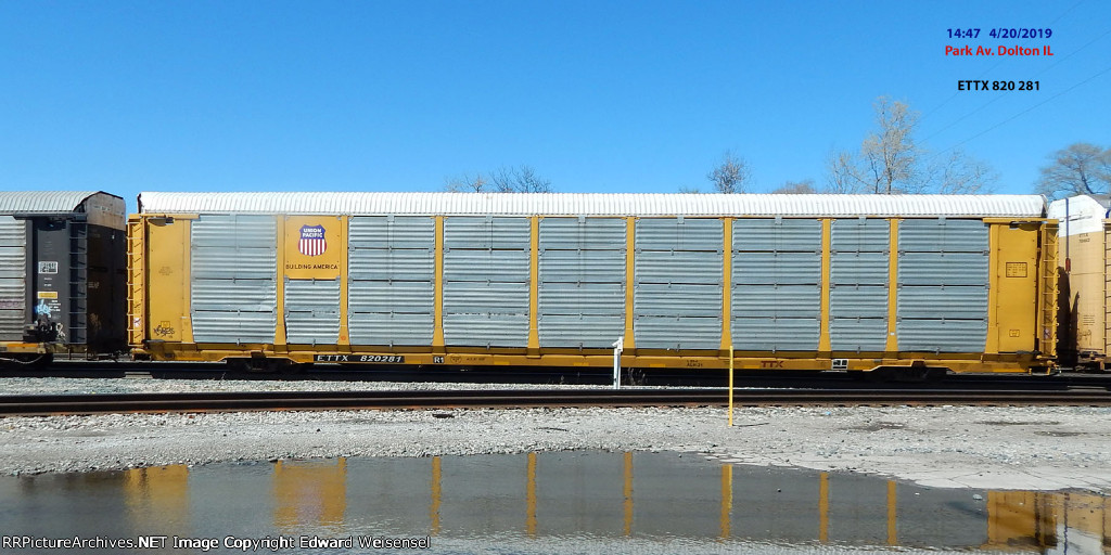 Westbound autoracks on IHB