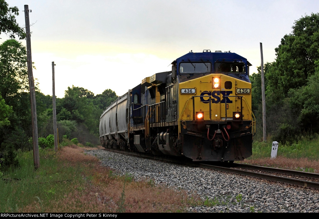 CSXT Train G40403