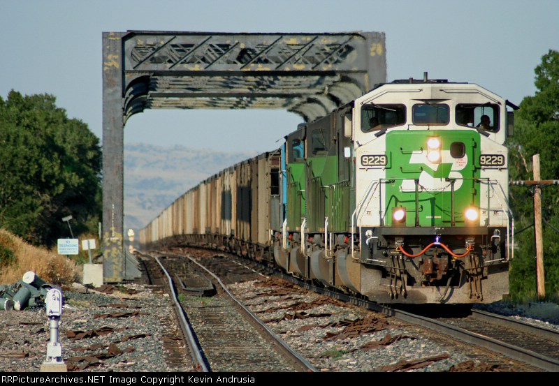 C-SCMCEC w/BNSF 9229
