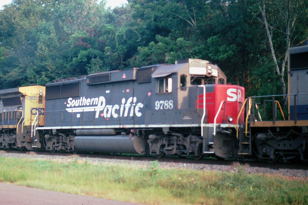 SP 9788 on a consist for Q101 wb intermodal