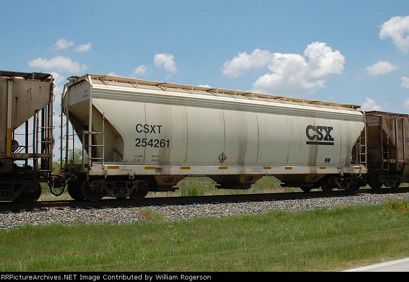 CSX Transportation (CSXT) Covered Hopper No. 254261