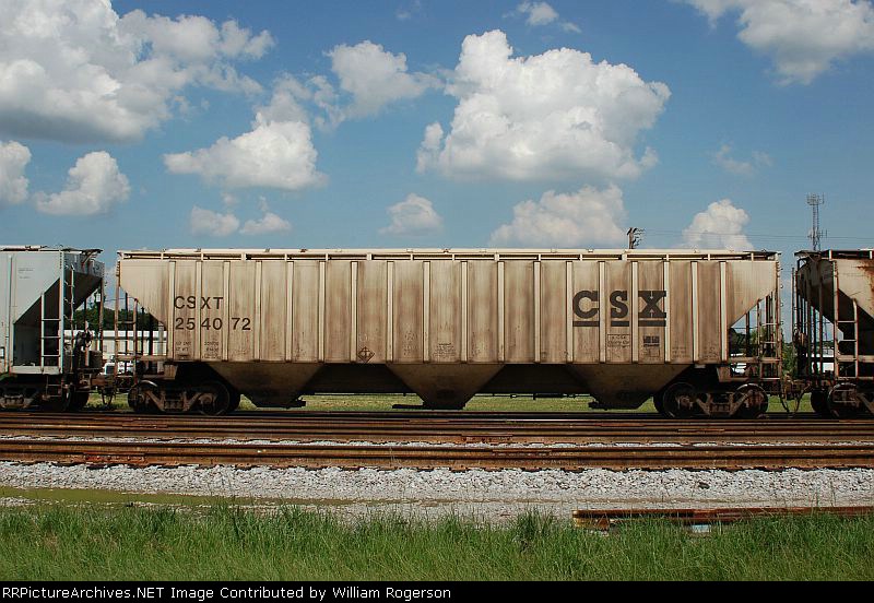 CSX Transportation (CSXT) Covered Hopper No. 254072
