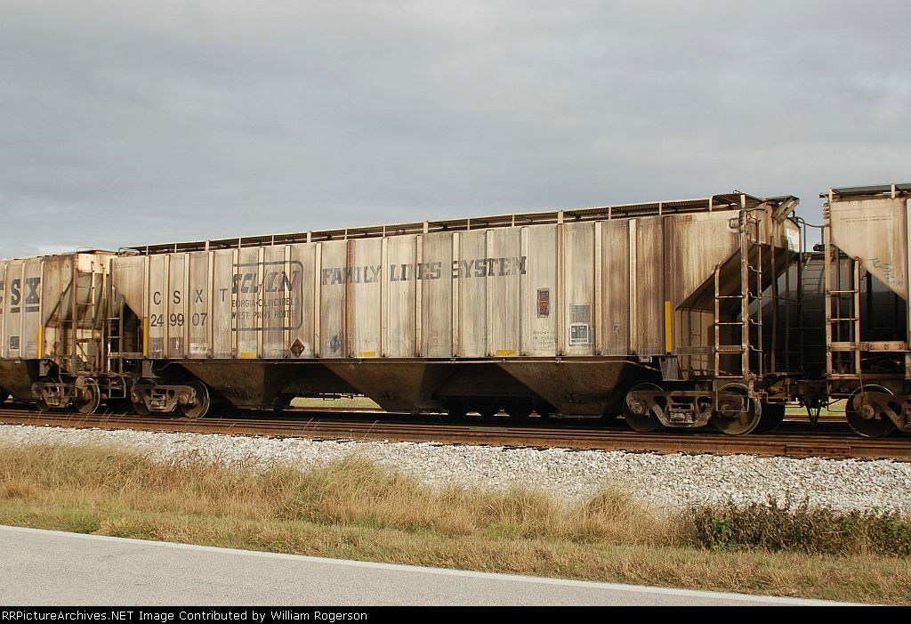 CSX Transportation (CSXT), Ex Family Lines System) Covered Hopper No. 249907