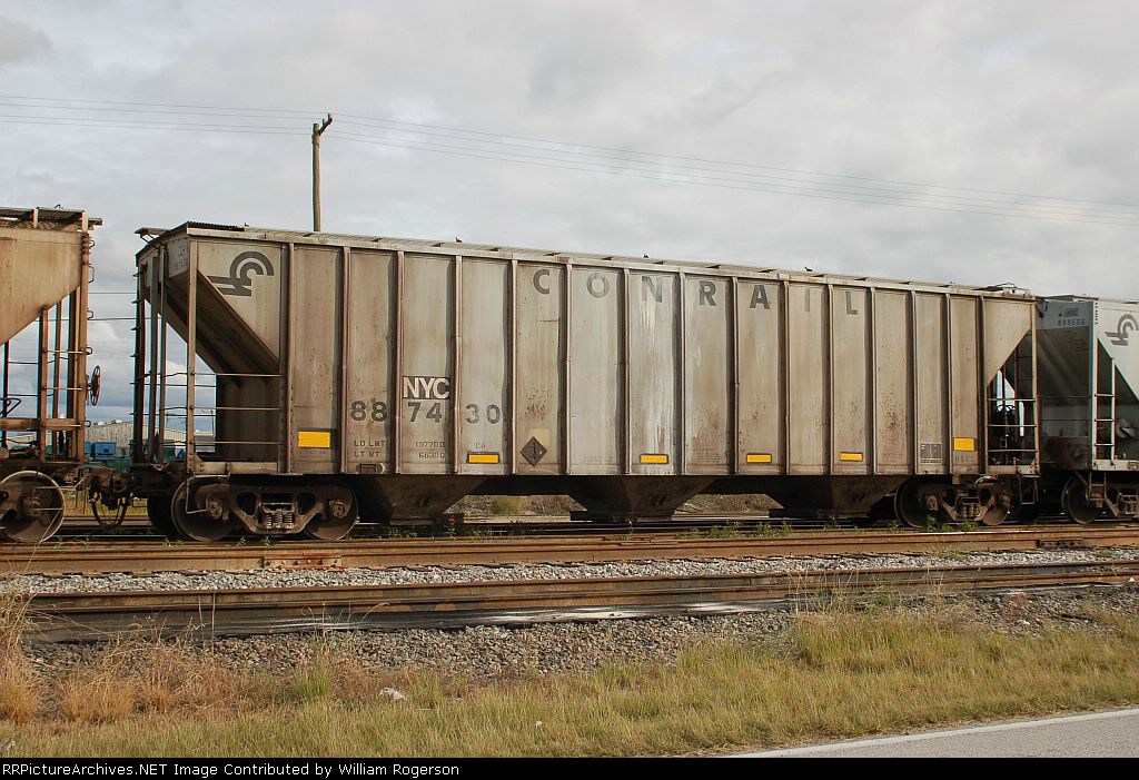 CSX Transportation (NYC), Ex Conrail, Covered Hopper No. 887430