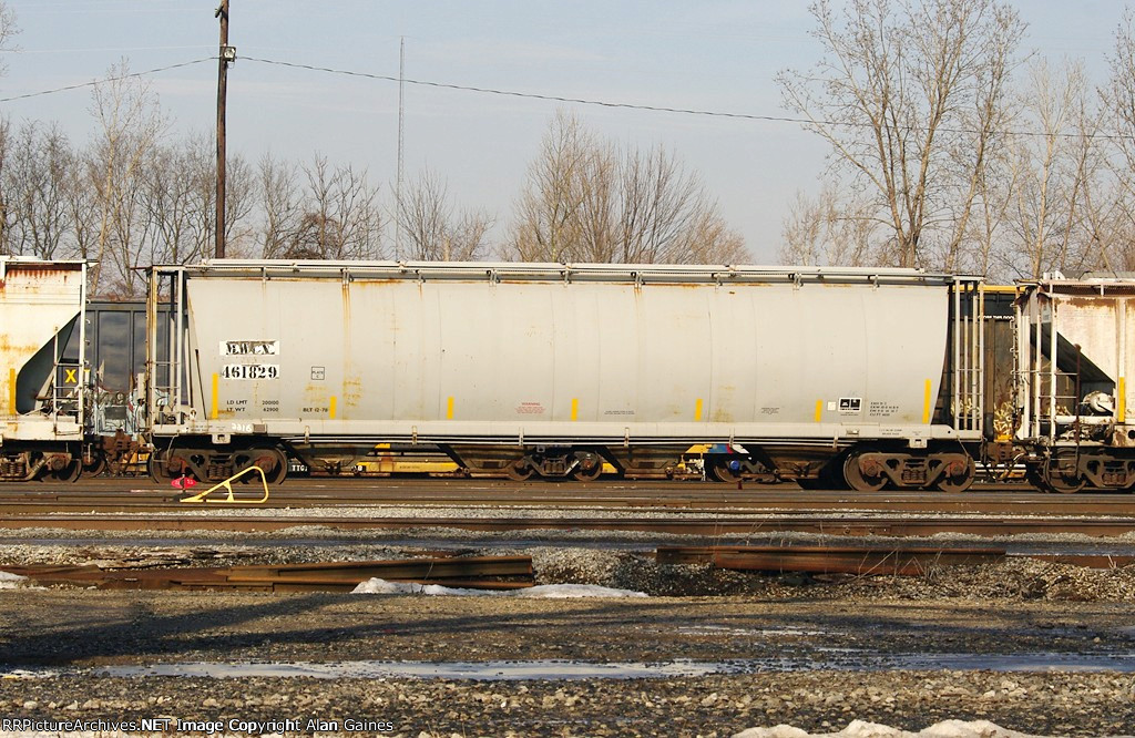 MWCX Covered Hopper 461829