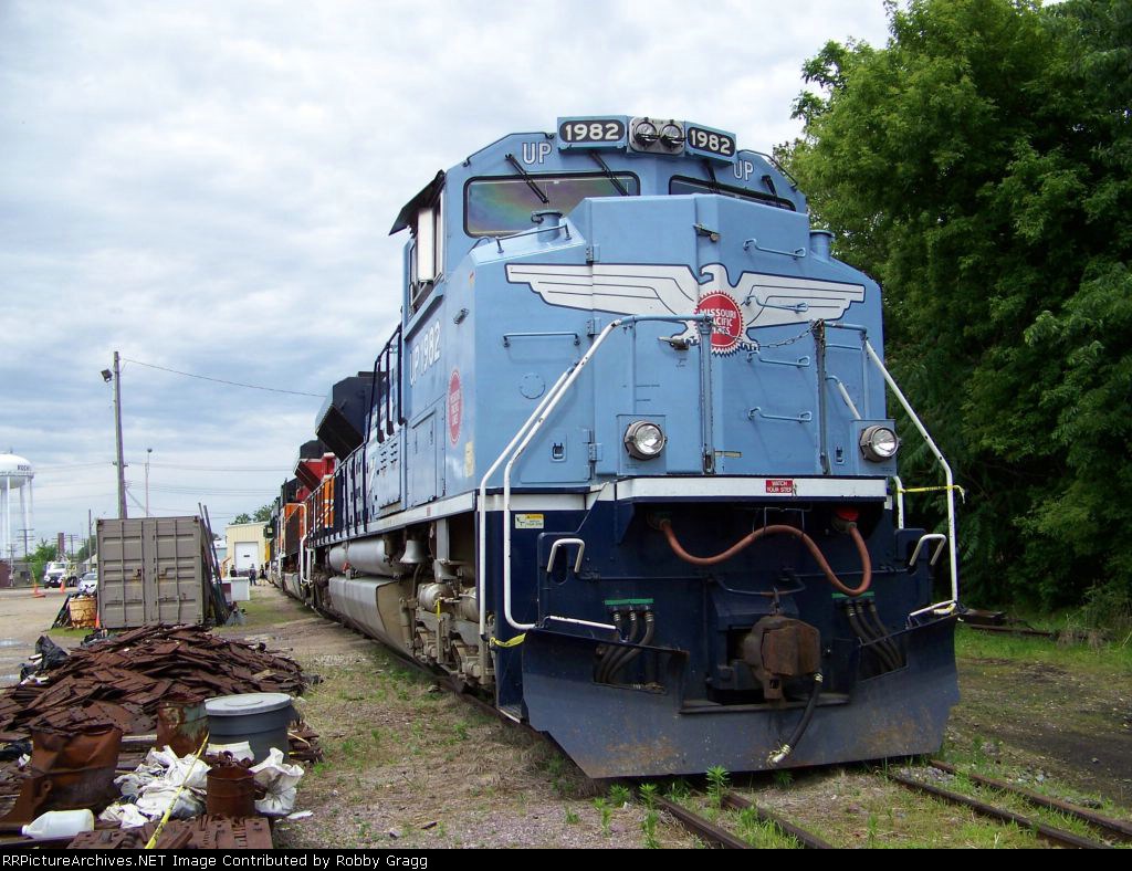UP 1982