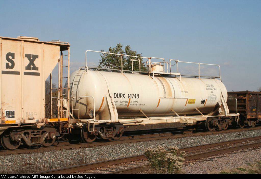 DUPX 14748
