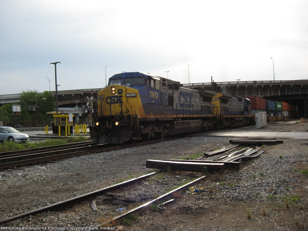 SB intermodal train Q129 at W&A MP 0