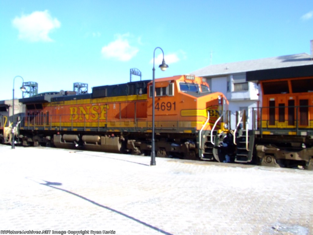 BNSF 4691