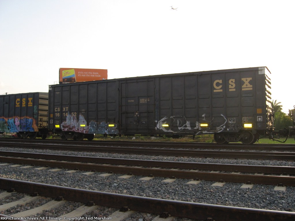 Side "B" of CSXT 161452 sitting on the siding