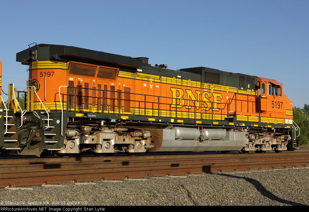 BNSF 5197