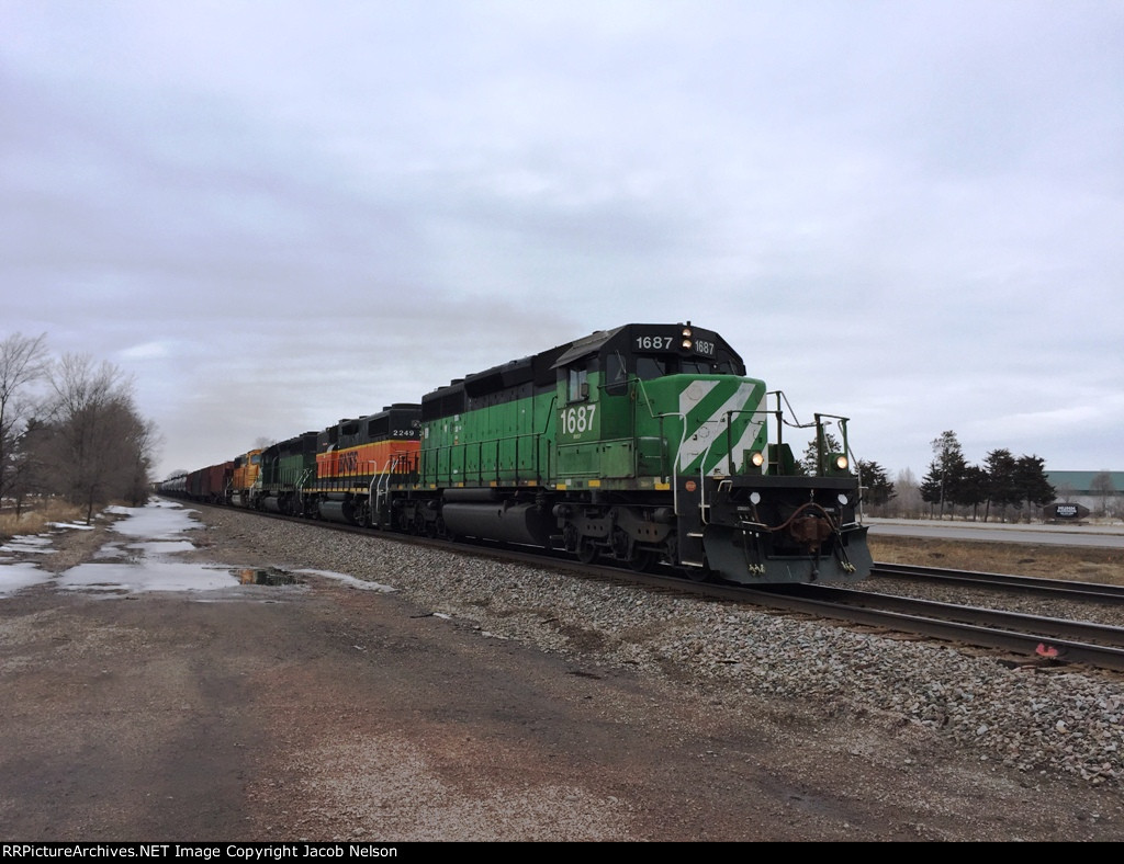 BNSF 1687