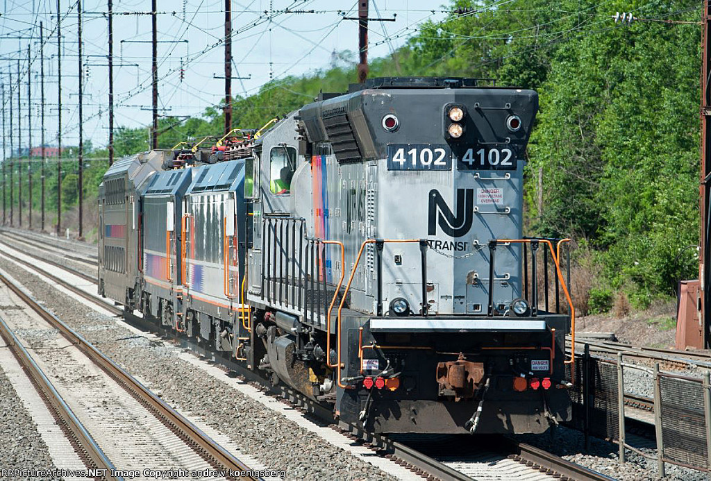 NJT 4102