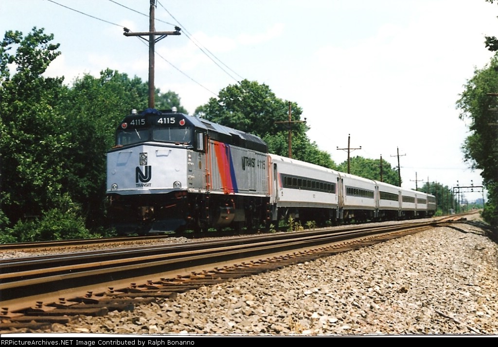 Usually on the neward Div., F40PH-2CAT rolls west on the Bergen Co Line