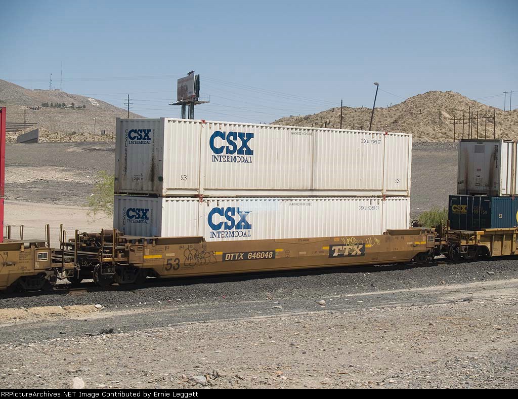 DTTX 646048 in a WB doublestack KATLB Atlanta - Long Beach at 2:09pm