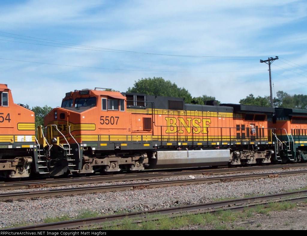 BNSF 5507