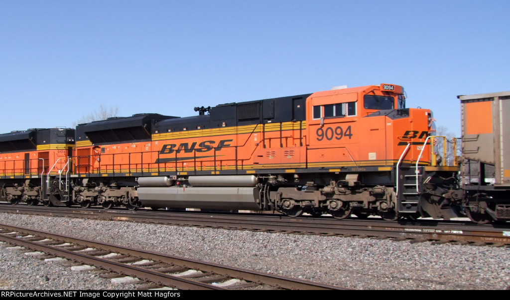 BNSF 9094