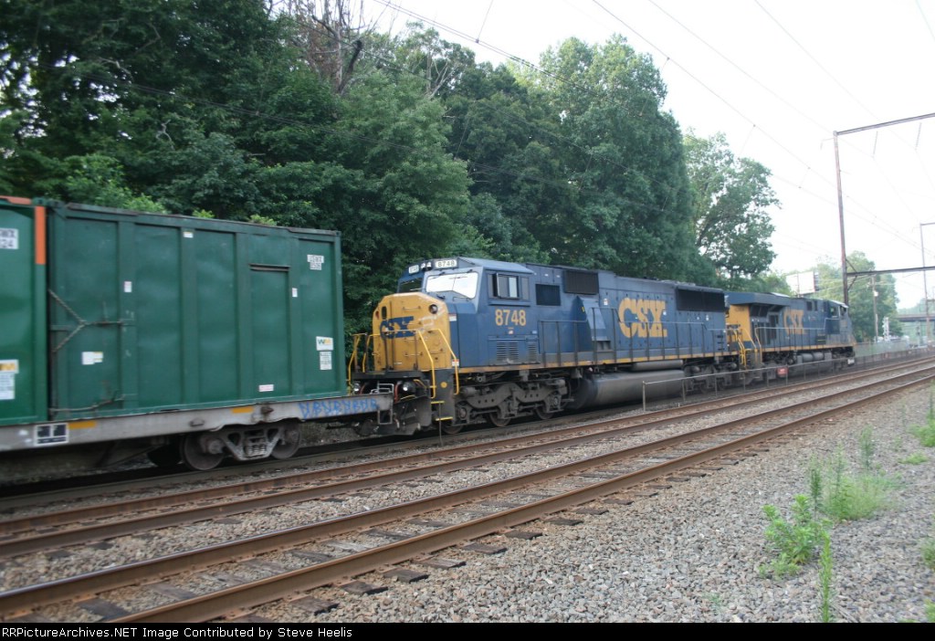 CSX 8748