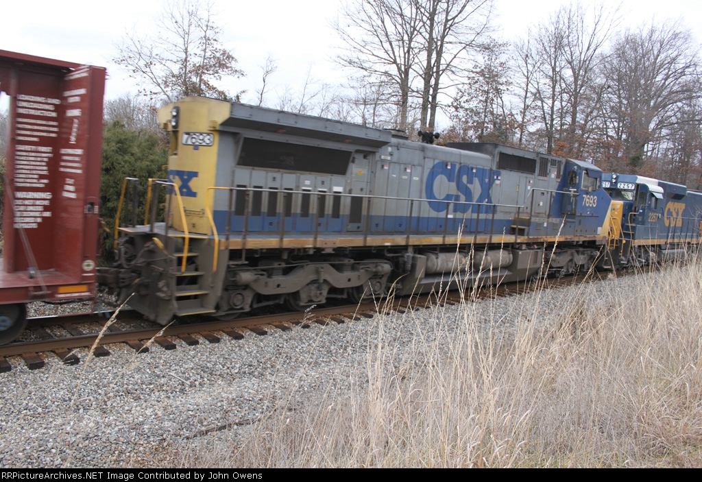 CSX 7693/CSXT Q574