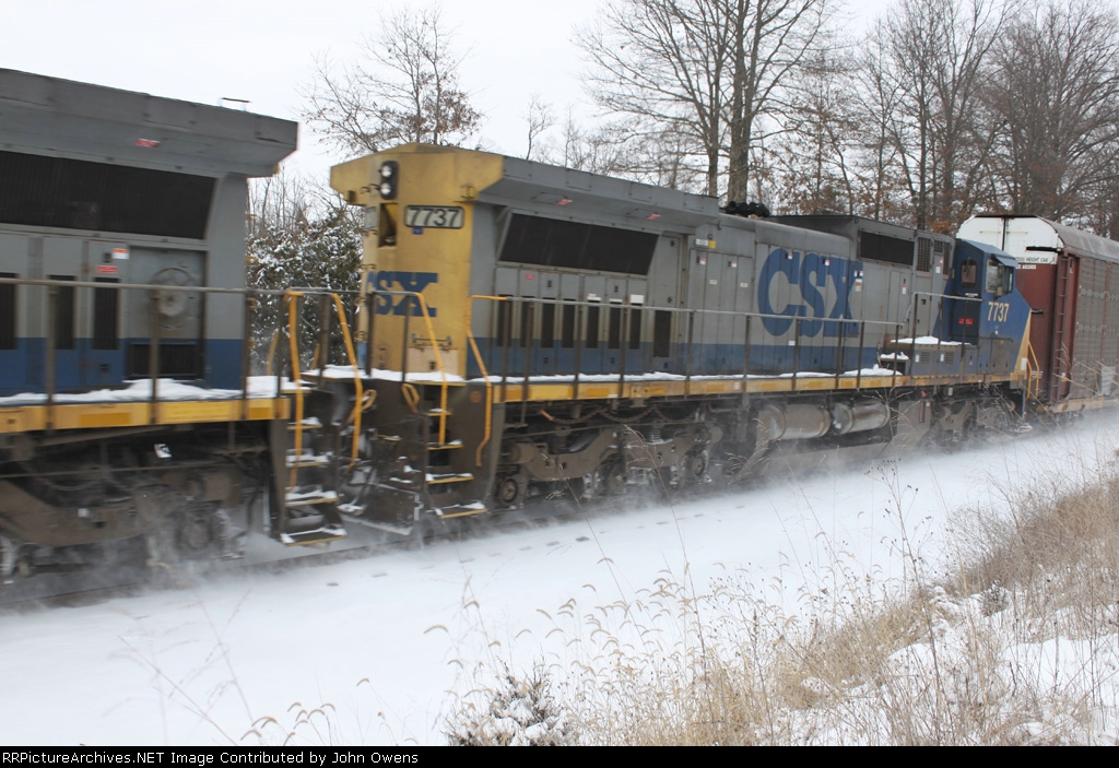 CSX 7737/CSXT Q205