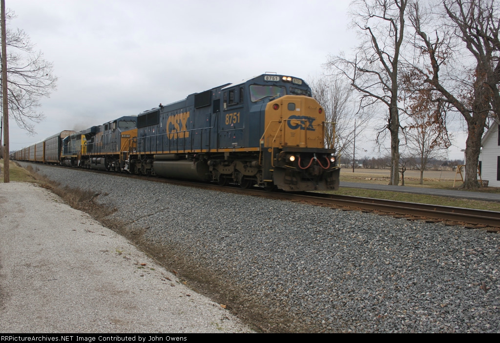 CSX 8751/CSXT Q235