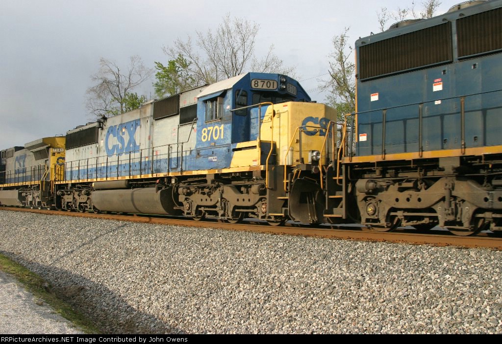 CSX 8701/CSXT Q573