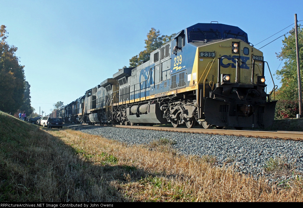 CSX 239/CSXT Q534