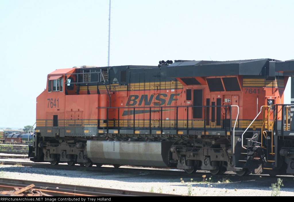 BNSF 7641
