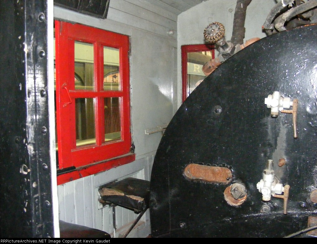 Fireman's side of the Cab of CN 1009