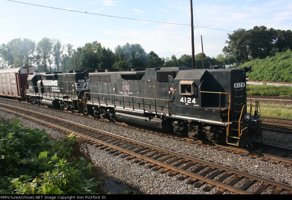 NS 4124 being used as a local headed south