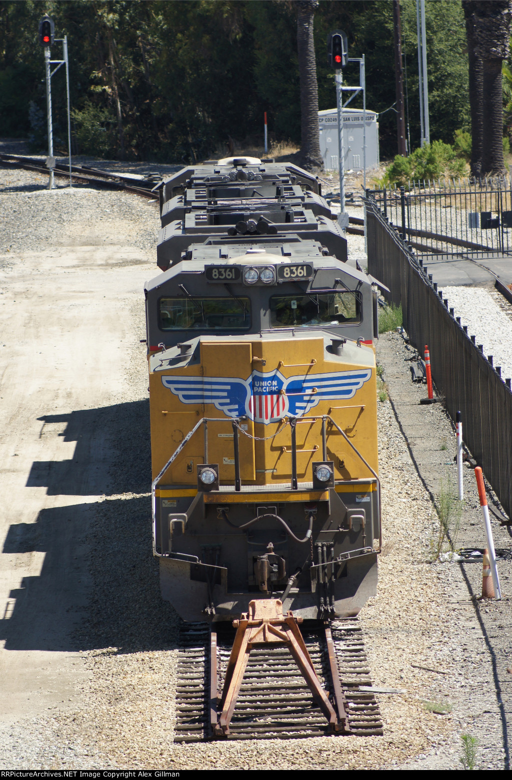 UP 8361 South Head-On