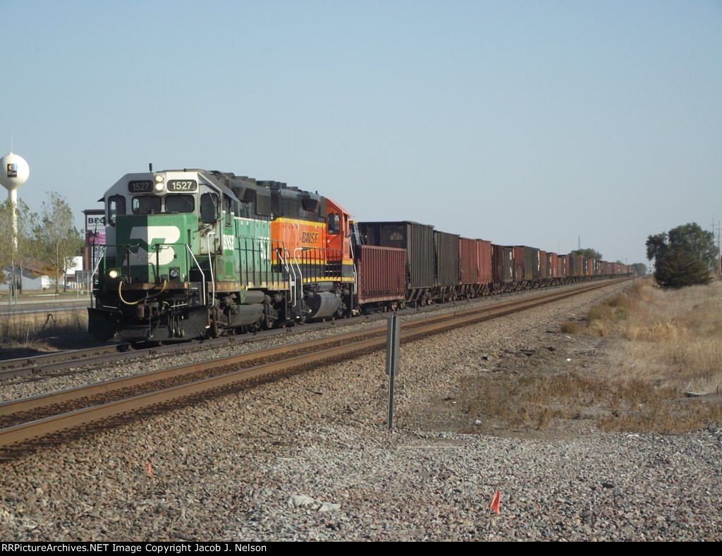 BNSF 1527