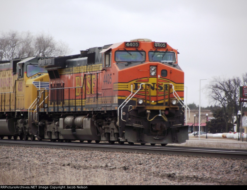 BNSF 4405