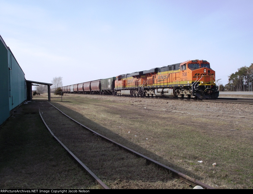 BNSF 7636