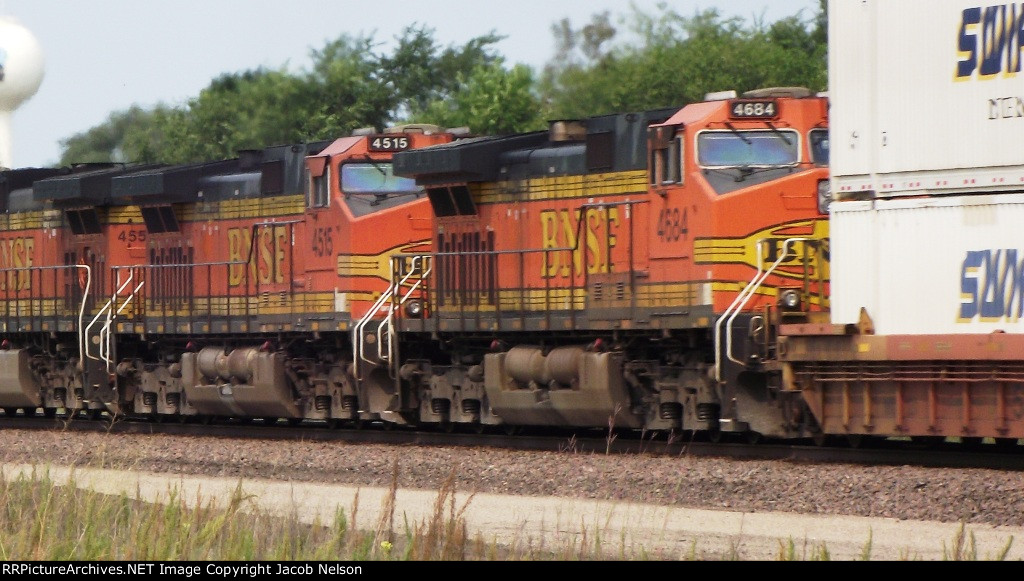 BNSF 4515
