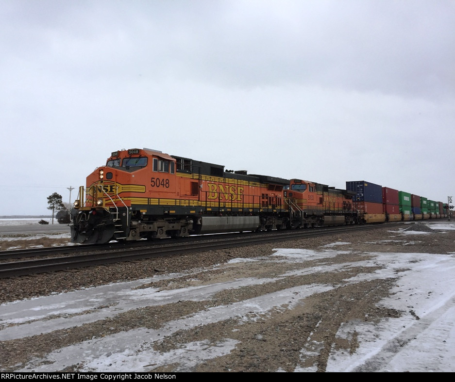 BNSF 5048