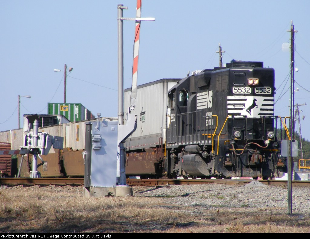 NS 5532 works Simpson Yard