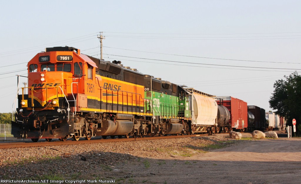 BNSF 7951