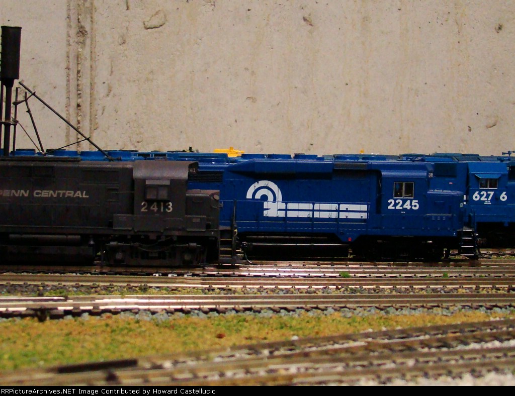 Another Alco RS27 #2413 hangs out with CR Gp30 #2245 in the Mansfield engine house