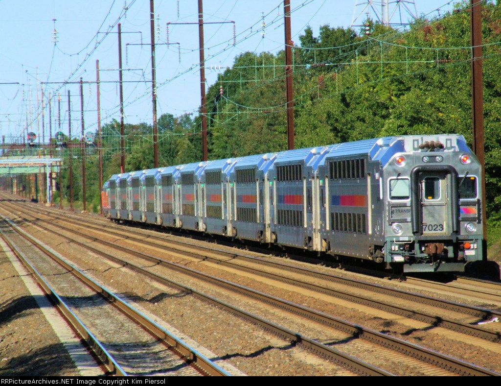 NJT 7023 Cab Car Train 7850