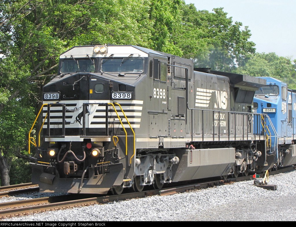 NS 8398 (Ex-CR-Q 6195)