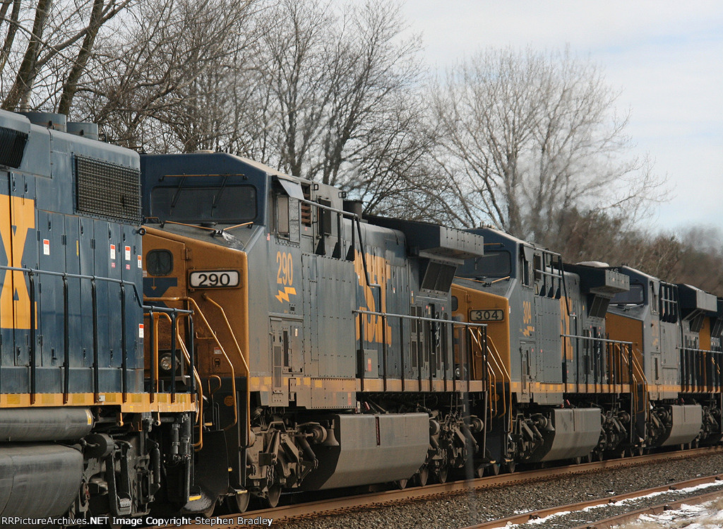 CSX Q438