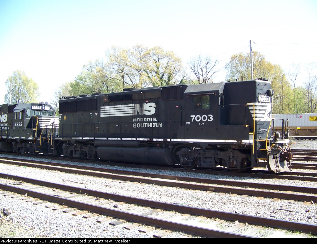 NS 7003