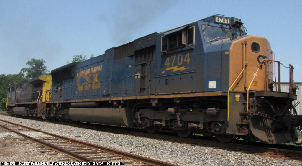 CSX 4704