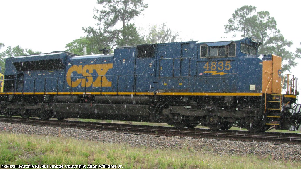 CSX 4835